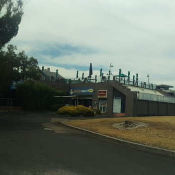 DAVA HOTEL - 12 Photos - 610 The Esplanade St, Mount Martha Victoria, Australia - Hotels - Phone ...