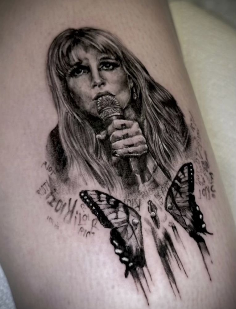 ROSE STEM TATTOO - Updated December 2025 - 73 Photos & 13 Reviews ...