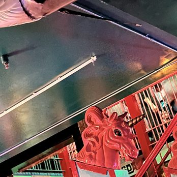 UNICORN - Updated May 2024 - 1347 Photos & 1225 Reviews - 1118 E Pike ...