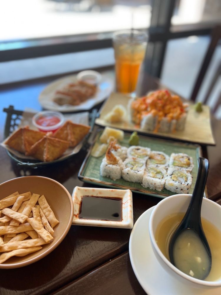 CHIN CHIN 5 - 81 Photos & 152 Reviews - 1100 Hammond Dr NE, Atlanta, GA ...