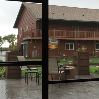 APPELDOORN’S SUNSET BAY RESORT - Updated December 2025 - 33 Photos & 19 ...