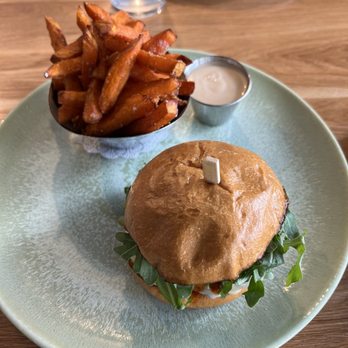 THE CUT - Updated March 2025 - 714 Photos & 420 Reviews - 7833 Monet ...