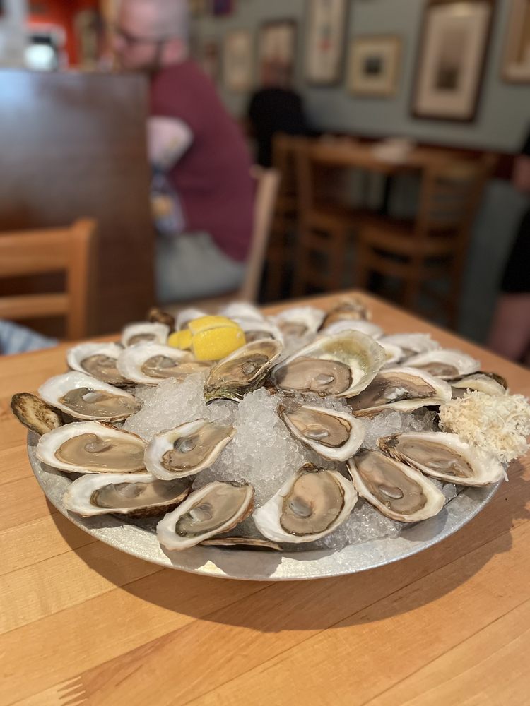 OYSTER BOY - Updated July 2025 - 336 Photos & 230 Reviews - 872 Queen ...
