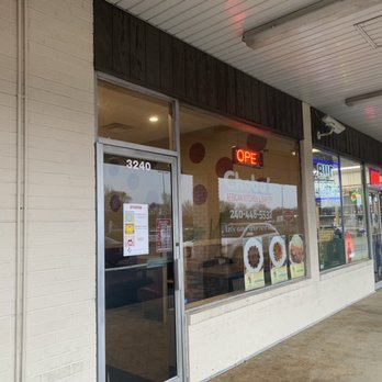 CHOBAS AFRICAN KITCHEN & BAKERY - Updated September 2025 - 93 Photos ...