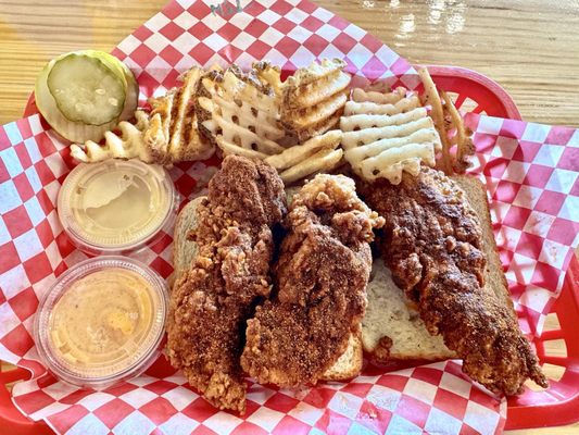 BLAZIN’ HOT CHICKEN - Updated October 2025 - 31 Photos & 20 Reviews ...