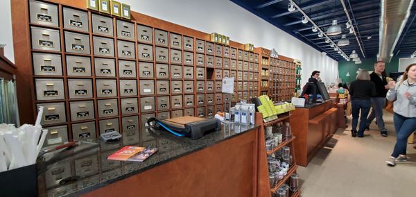 TIN ROOF TEAS - 60 Photos & 101 Reviews - 432 Daniels St, Raleigh ...