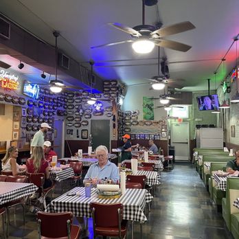 FLYING FISH - Updated March 2025 - 919 Photos & 816 Reviews - 511 ...