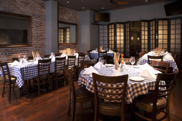 PERRY’S - EMBARCADERO - 914 Photos & 926 Reviews - 155 Steuart St, San ...