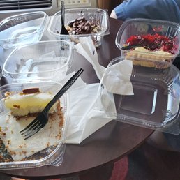 CROSHAW’S GOURMET PIES - Updated July 2025 - 149 Photos & 180 Reviews ...