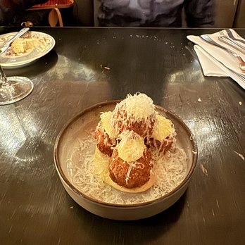 BAR GEORGE - Updated July 2024 - 702 Photos & 251 Reviews - 1440 Rue ...