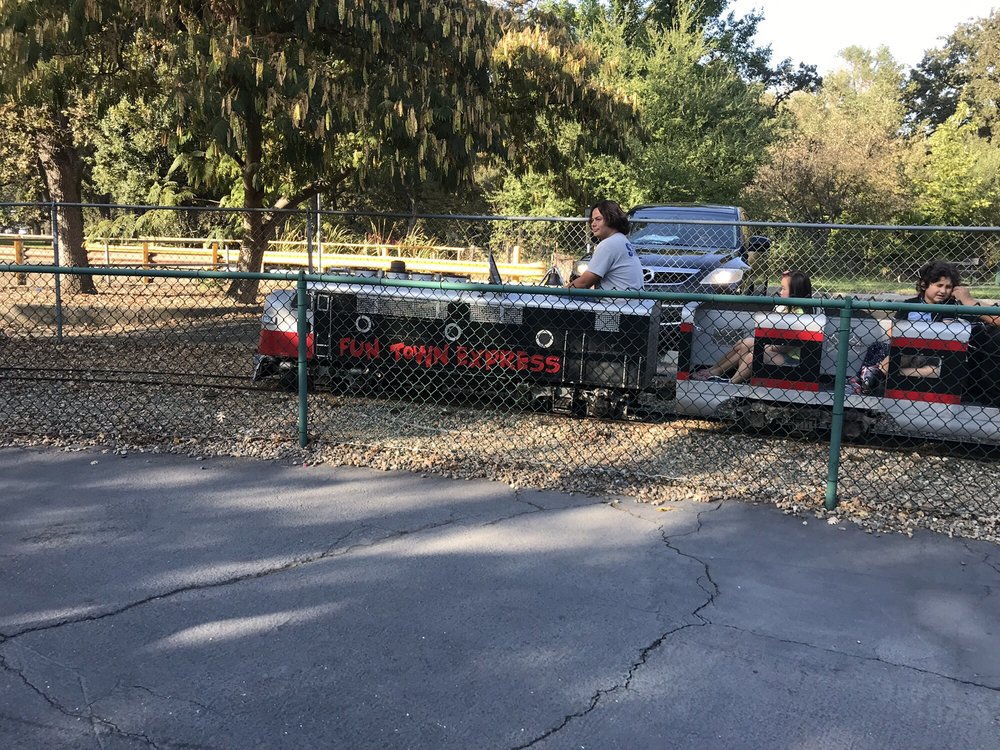 MICKE GROVE ZOO - 268 Photos & 113 Reviews - 11793 N Micke Grove Rd ...