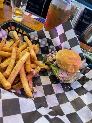 THE AVALON ALE HOUSE - Updated June 2024 - 12 Photos & 16 Reviews - 304 ...