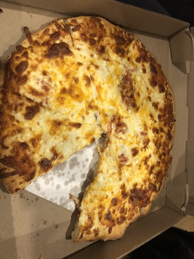 LOZZA MOZZA PIZZA - Updated December 2025 - 11 Photos - 3603 32 Street ...