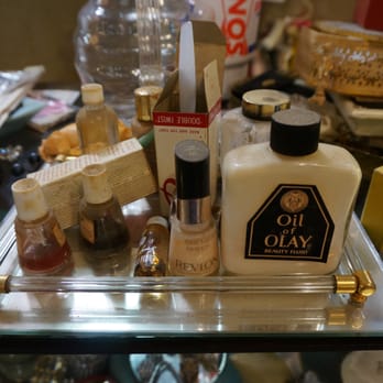 FLOWOOD ANTIQUE FLEA MARKET - Updated December 2025 - 1602 Photos & 19 ...