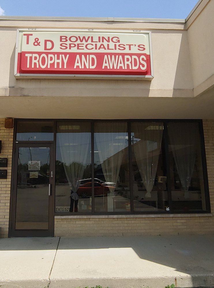 T & D TROPHY & AWARDS OUTLET - Updated December 2025 - 2225 W Jefferson ...