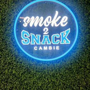 SMOKE 2 SNACK - Updated December 2025 - 32 Photos - 562 West Broadway ...