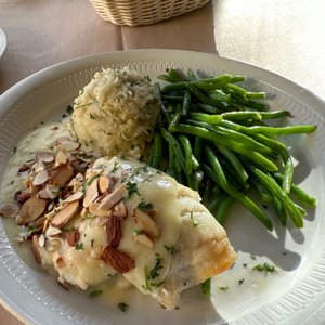 WILLOWTREE INN RESTAURANT - 89 Photos & 103 Reviews - 601 Ann St ...