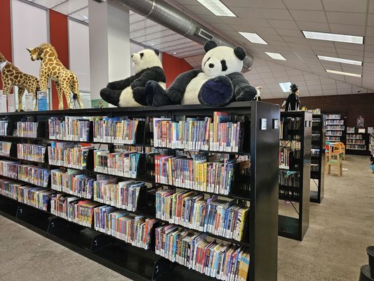 AUSTIN PUBLIC LIBRARY - SPICEWOOD SPRINGS - Updated September 2025 - 76 ...