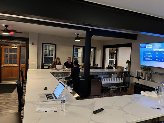 VERSANTE - Updated January 2026 - 102 Photos & 150 Reviews - 150 E Park ...