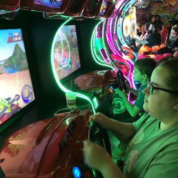 BOXCAR BAR + ARCADE - Updated April 2025 - 462 Photos & 695 Reviews ...