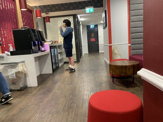 LNER FIRST CLASS LOUNGE - Updated December 2025 - Waverley Station ...