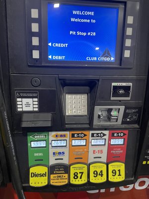 PIT STOP CONVENIENCE CENTERS - Updated July 2025 - 13 Photos - 555 Hwy ...