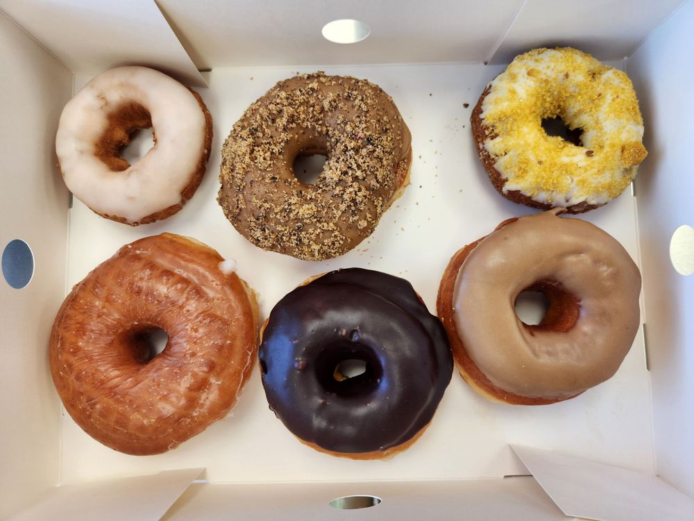 RANDY’S DONUTS - Updated October 2025 - 51 Photos & 53 Reviews - 4935 S ...