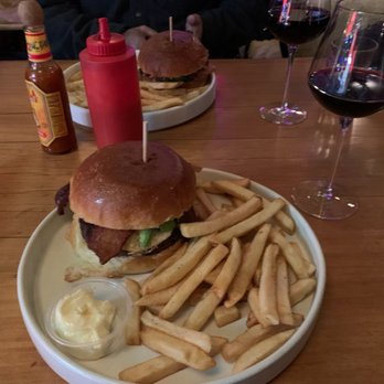 POINT REYES ROADHOUSE - 54 Photos & 94 Reviews - 10905 Shoreline Hwy ...
