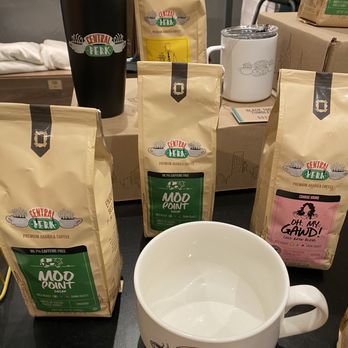 CENTRAL PERK CAFE - Updated April 2025 - 241 Photos & 65 Reviews - 205 ...