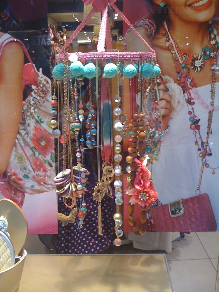 ACCESSORIZE near 52 - 54 S John St, Liverpool, Merseyside, United ...