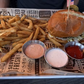 EIGHT THIRTY COMMON - Updated October 2025 - 416 Photos & 481 Reviews ...