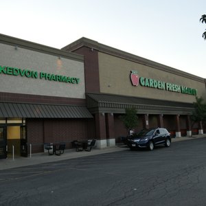 GARDEN FRESH MARKET - 146 Photos & 77 Reviews - 770 S Buffalo Grove Rd ...