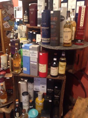 CADENHEAD’S WHISKY SHOP - 17 Photos & 34 Reviews - Beer, Wine & Spirits ...