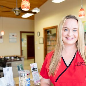 WESTRIDGE ANIMAL HOSPITAL - Updated October 2025 - 16 Reviews - 9911 ...