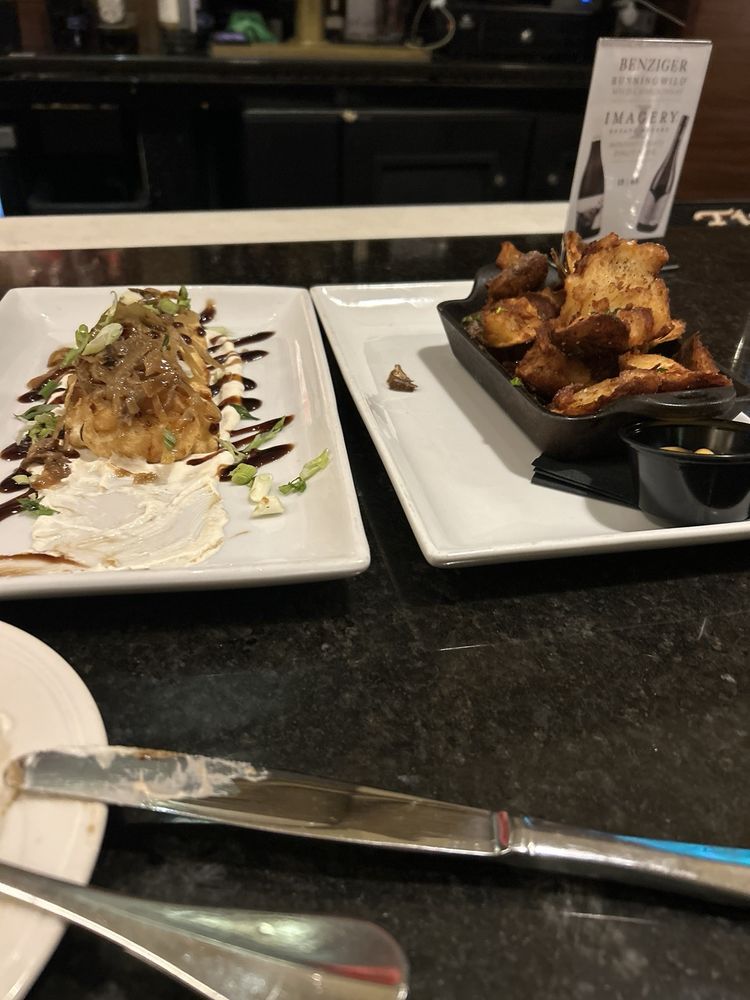 BIN 216 - Updated June 2025 - 121 Photos & 104 Reviews - 1515 Euclid ...