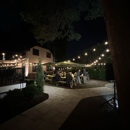 SPRING HOUSE - Updated July 2025 - 110 Photos & 42 Reviews - 91 W ...