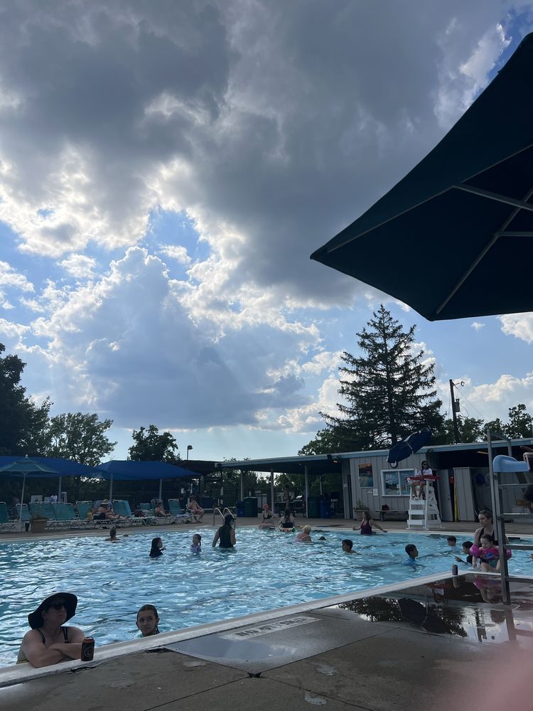 CLINTON HILLS SWIM CLUB - Updated December 2025 - 11 Photos - 53 ...