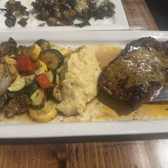 KIN WINDSOR - Updated October 2025 - 900 Photos & 901 Reviews - 740 ...