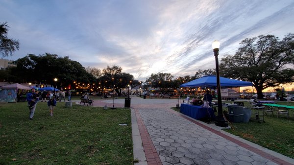 MUNN PARK - 43 Photos - 201 East Main St, Lakeland, Florida - Parks ...