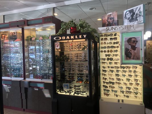 PACIFIC OPTOMETRY - 21 Photos & 36 Reviews - 2402 S Azusa Ave, West ...