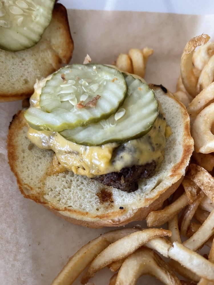 HOOTIE’S BURGER BAR - Updated August 2024 - 2838 New Brunswick Rd ...