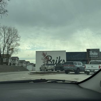 BRIKS PIZZERIA - Updated August 2025 - 41 Photos & 17 Reviews - 1705 ...