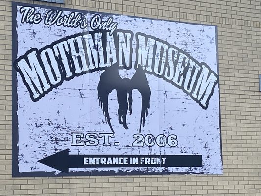 MOTHMAN STATUE - Updated July 2024 - 84 Photos & 27 Reviews - 4TH St ...