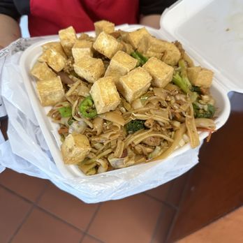 MING HO KITCHEN - Updated May 2025 - 142 Photos & 117 Reviews - 7361 N ...