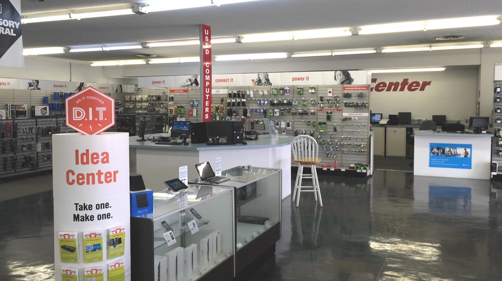 COMPUTER CENTER - Updated December 2025 - 119 N Mechanic St, El Campo ...