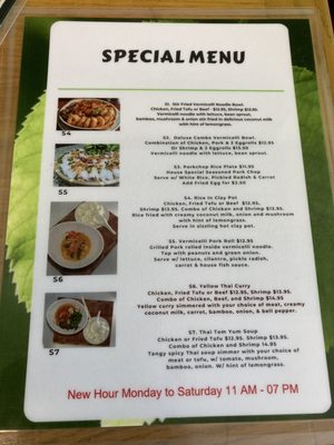 PHO LIFE - Updated December 2025 - 51 Photos & 67 Reviews - 5865 Weber ...