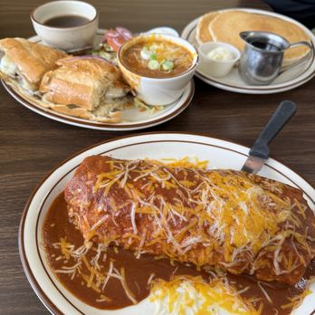 VILLA BASQUE CAFÉ - Updated September 2024 - 462 Photos & 417 Reviews ...