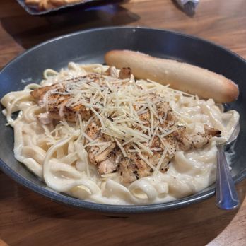 BULLWINKLES AT THE GALLERIA - Updated December 2025 - 93 Photos & 79 ...