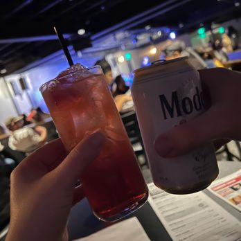 GOODNIGHTS COMEDY CLUB - Updated April 2024 - 136 Photos & 199 Reviews - 401 Woodburn Rd ...