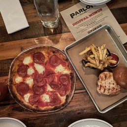 PARLOR PIZZA BAR - WICKER PARK - Updated December 2025 - 606 Photos ...